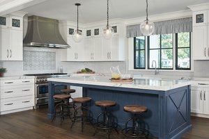 Farmhouse Style House Plan - 5 Beds 4.5 Baths 3530 Sq/Ft Plan #928-375 ...