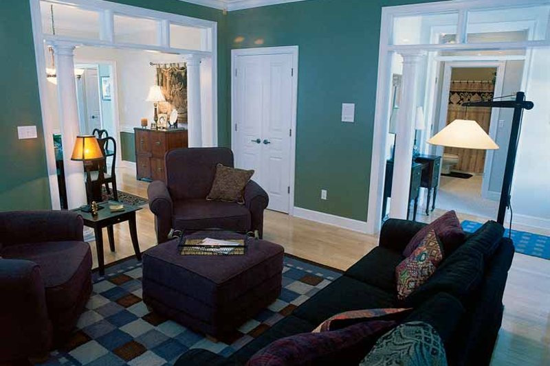 Classical Style House Plan - 3 Beds 3 Baths 1987 Sq/Ft Plan #17-2665 ...