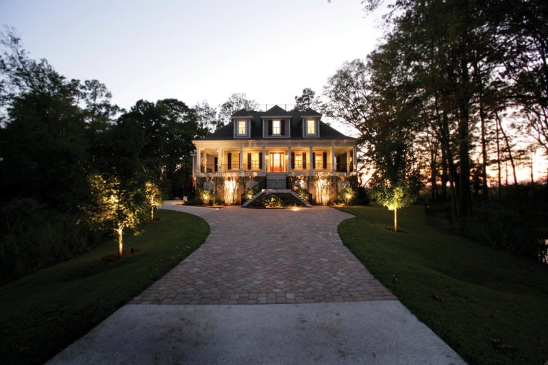 Country Style House Plan - 5 Beds 4 Baths 4044 Sq/Ft Plan #37-267 ...