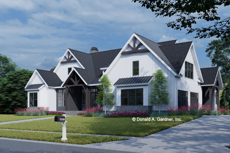 Farmhouse Style House Plan - 5 Beds 4.5 Baths 4134 Sq/Ft Plan #929-1186 ...