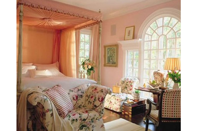 Colonial Style House Plan - 4 Beds 4 Baths 4204 Sq/Ft Plan #137-112 ...